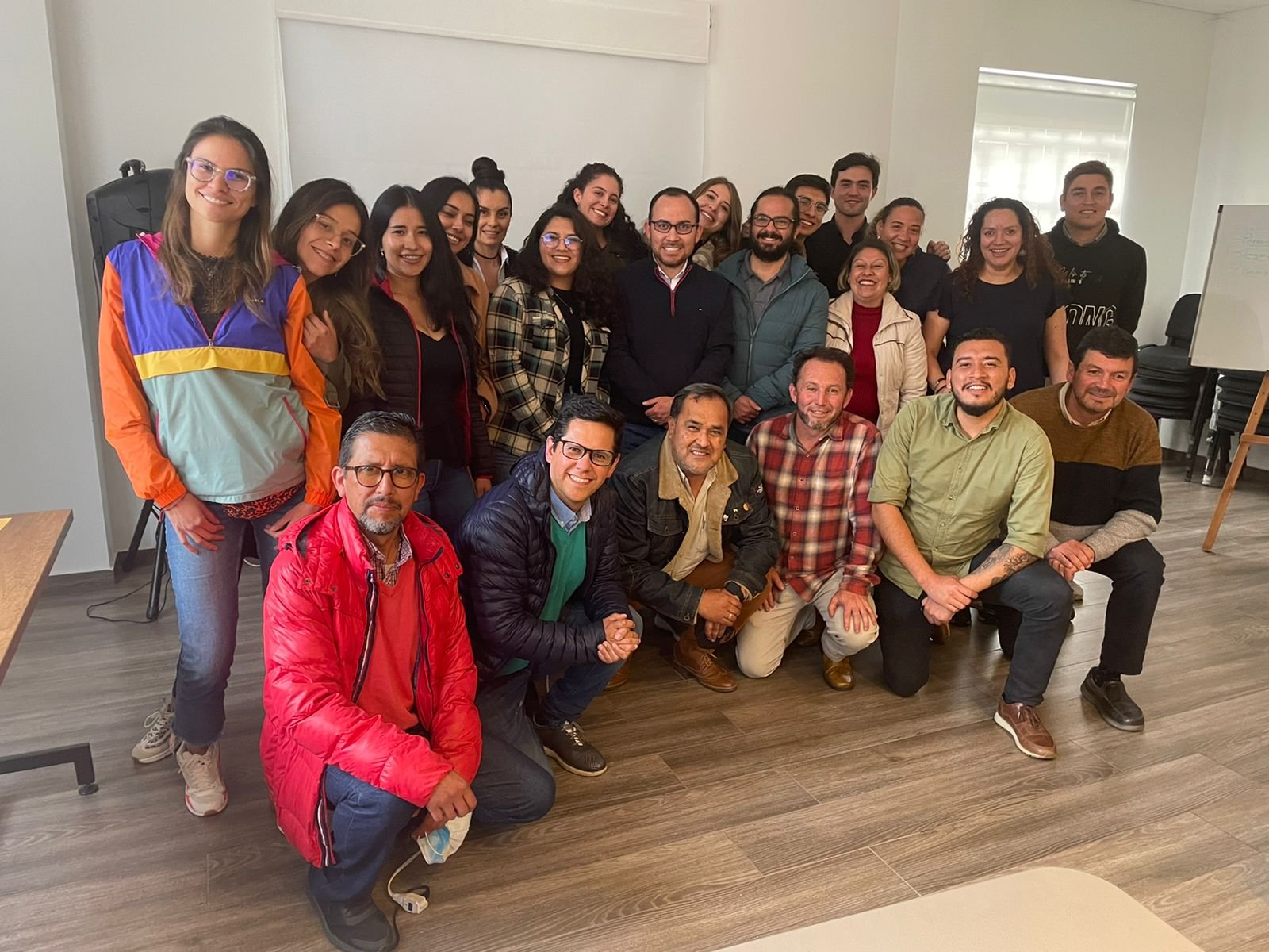 Quiénes Somos - REDCHEQ